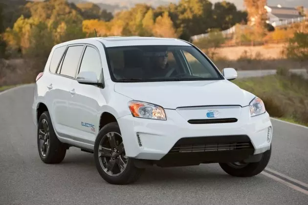 Toyota n ṣe aṣoju gbogbo-kẹkẹ irin-kẹkẹ ọkọ ayọkẹlẹ ọkọ ayọkẹlẹ Rav4 EVEI ati ṣe atẹjade awọn eto idasilẹ fun ekomobiles tuntun