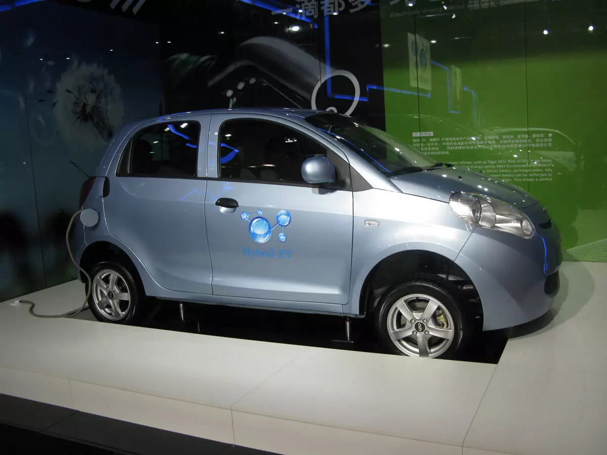 Chery Ruilin M1 - RRC Electric Mobile