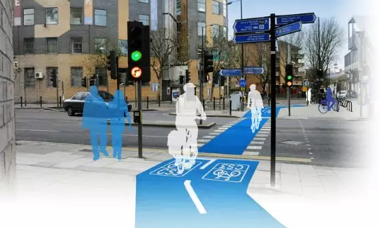 Londonda "magistral yol" velosipedi açıldı