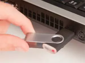 AirMonitor - Կոմպակտ ցուցիչ USB օդի աղտոտման ցուցիչ