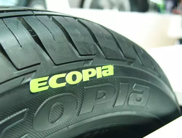 Bridgestone Ecopia Dekk draga úr eldsneytisnotkun um 4%