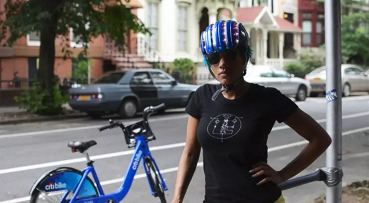 Велосипед шлем со навигација