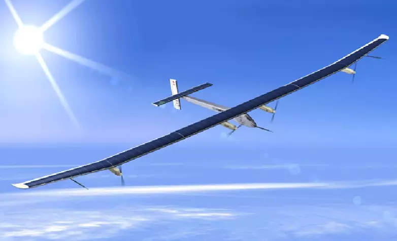 Solární impuls - slunné letadlo v letu