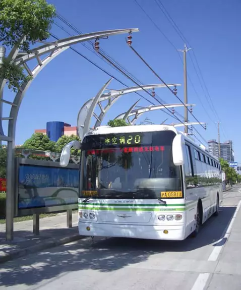 Elektryske bus op oplaadbare stop