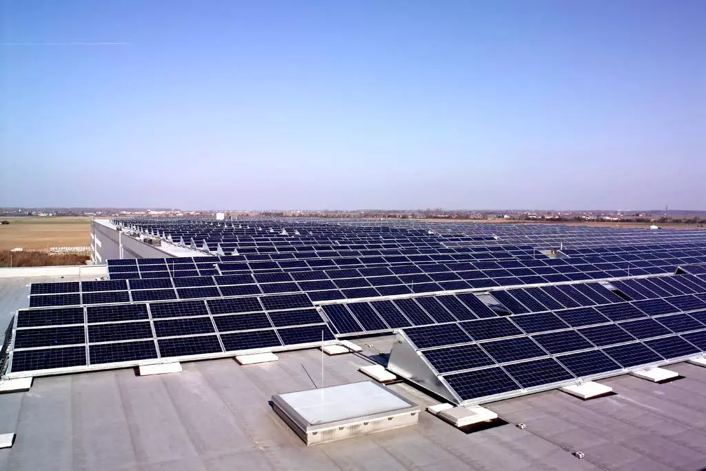 Pannelli solari sul tetto del laboratorio