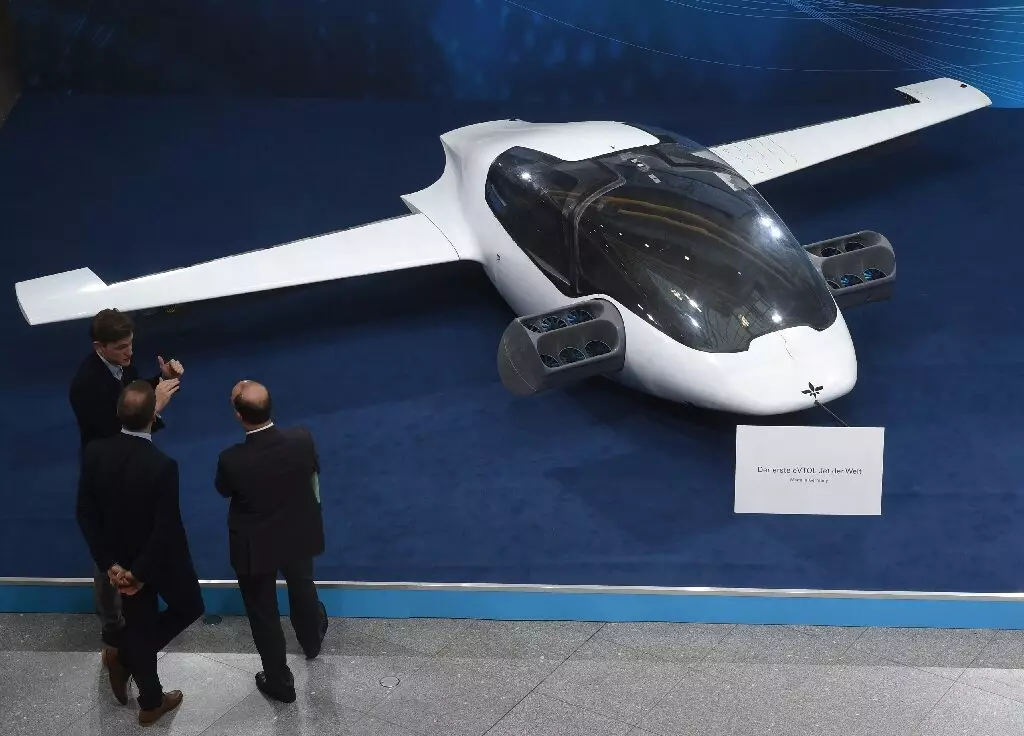 Цахилгаан агаарын агаарын такси 2025-аар?