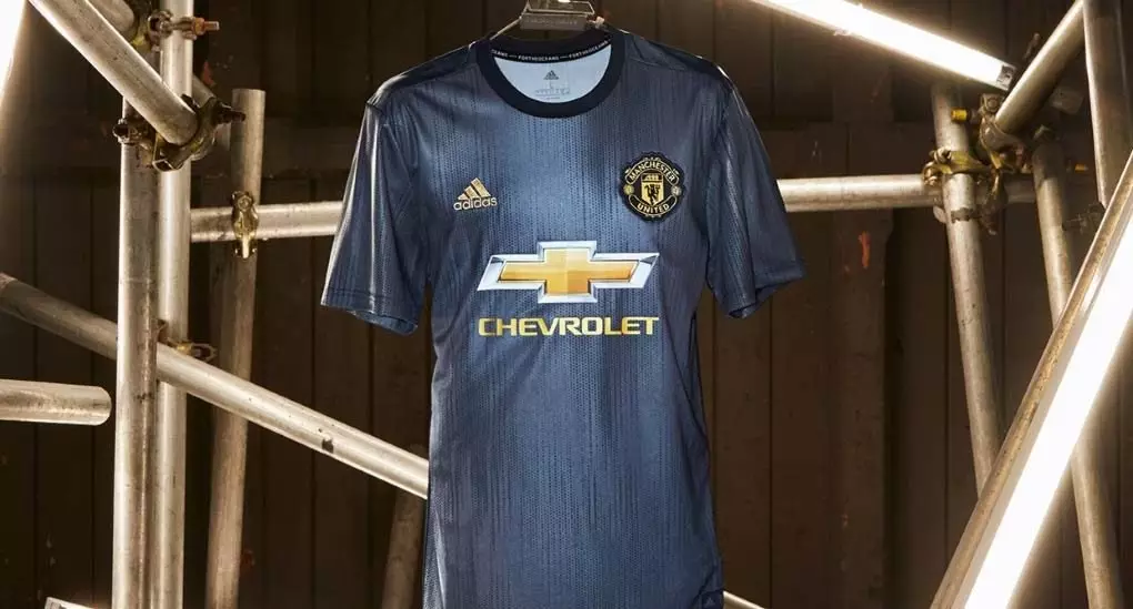 Adidas Pêşkêşiya Manchester United T-Shirt, ji Ocean Plastic